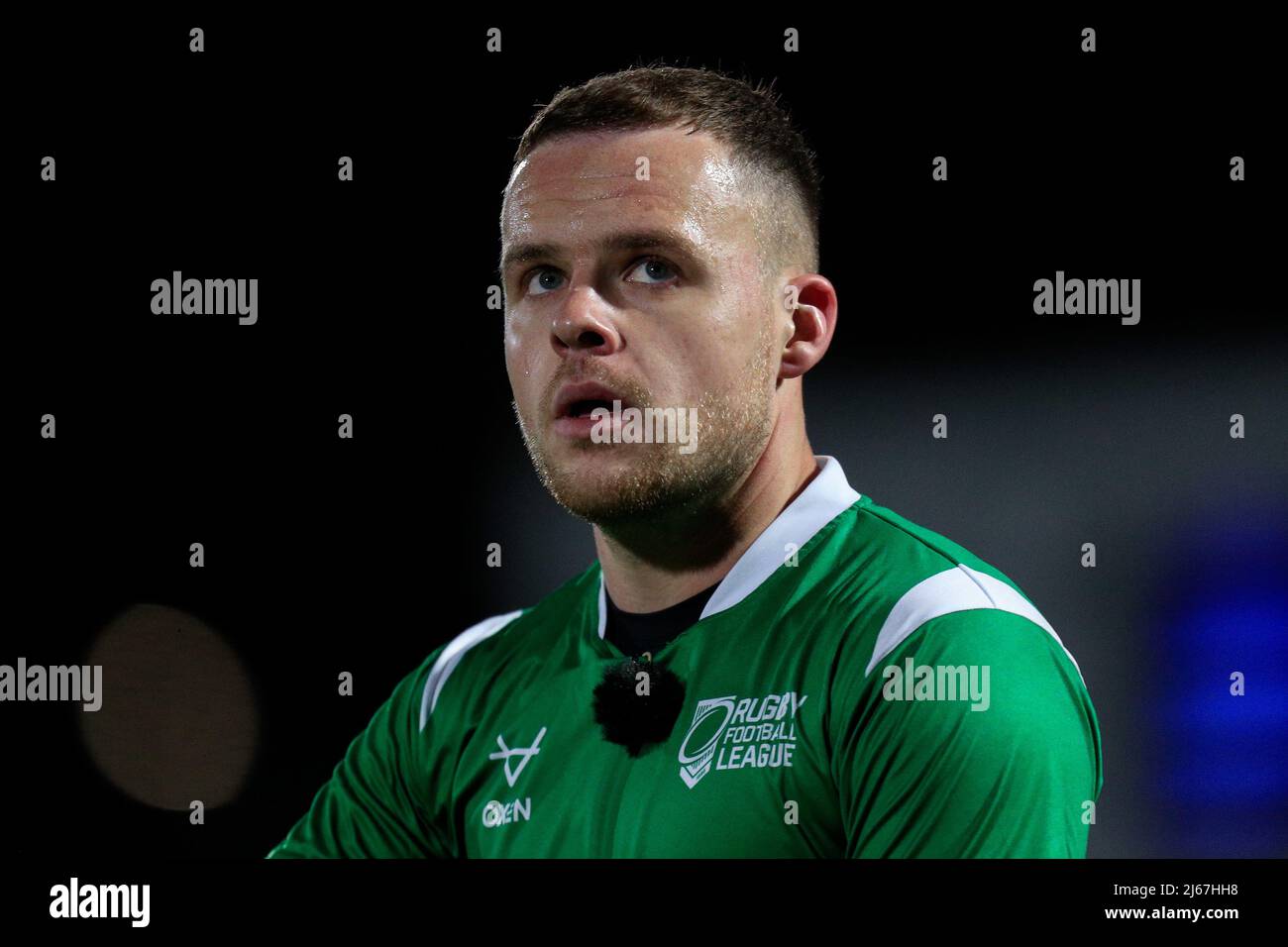 Referee Tom Grant during the game Stock Photo - Alamy