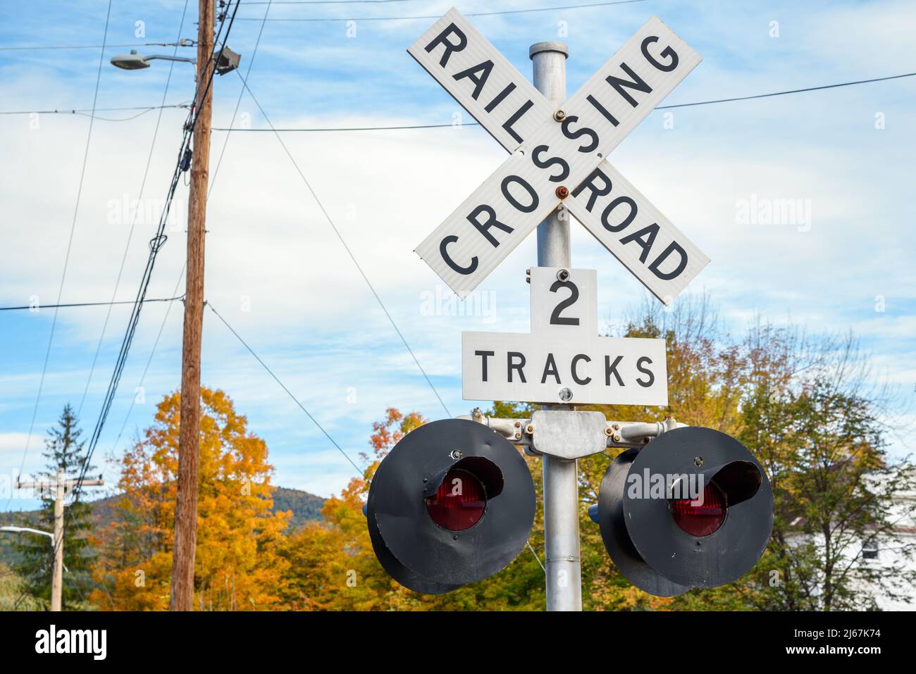 Railroad crossing sign hi-res stock photography and images - Alamy
