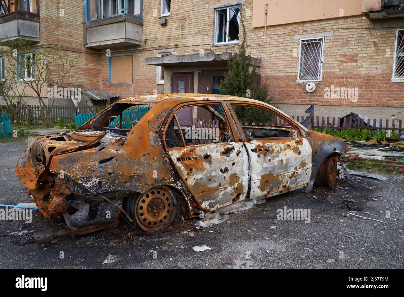 2022 Russian invasion of Ukraine war torn city destroyed car burn out ...