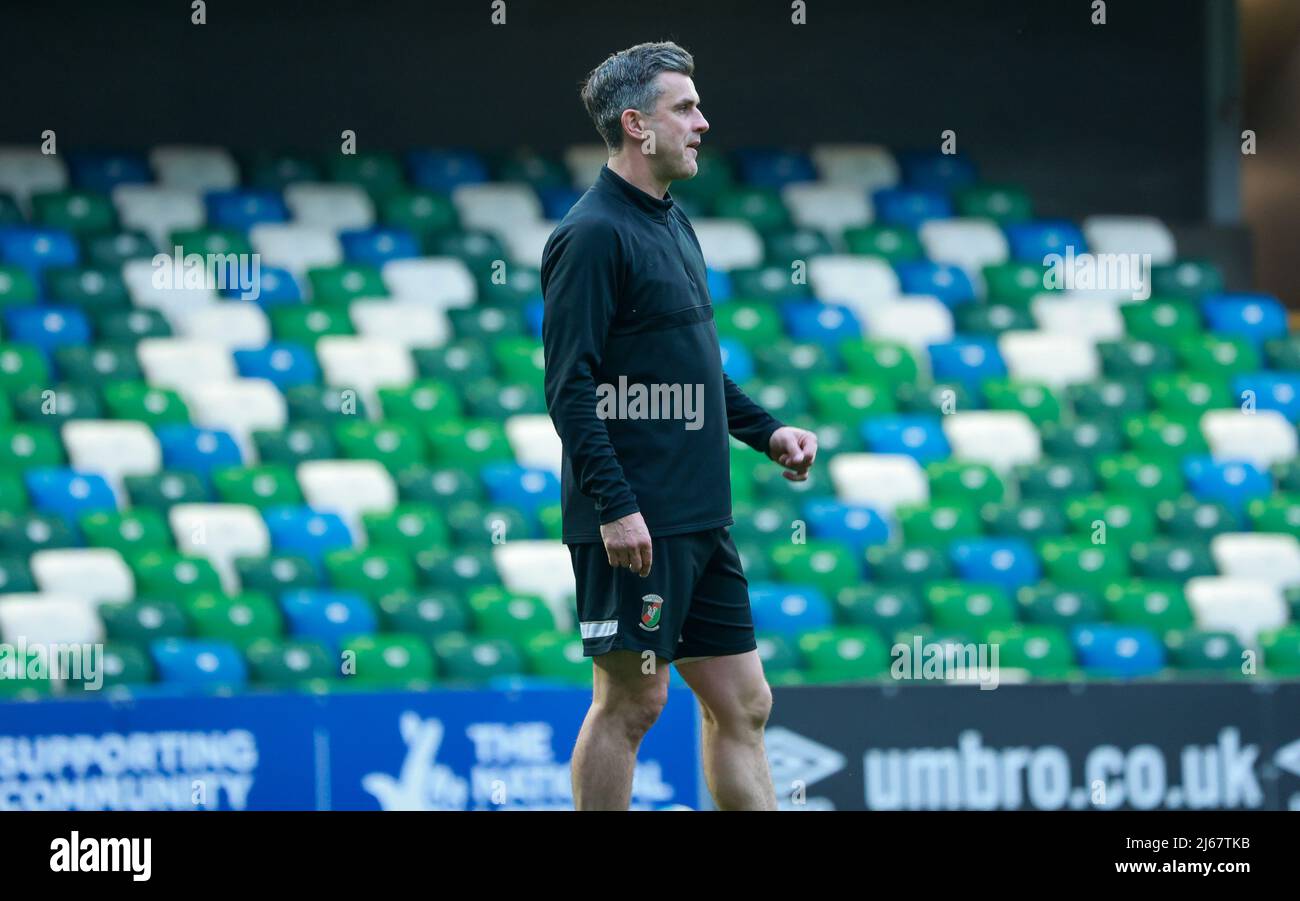 Elliott morris glentoran coach hi-res stock photography and images - Alamy