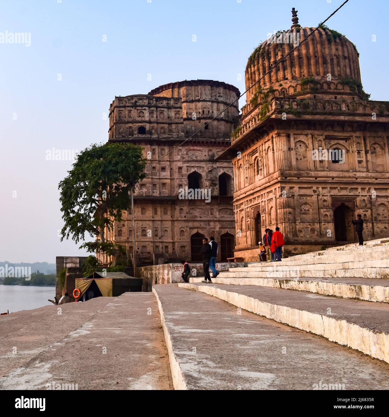 Morning View of Royal Cenotaphs (Chhatris) of Orchha, Madhya Pradesh ...
