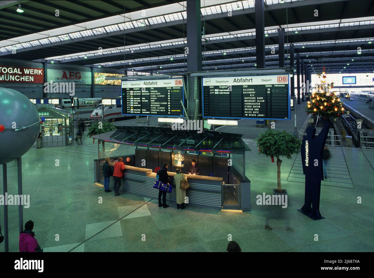 Munich Central Station Stock Photo - Alamy