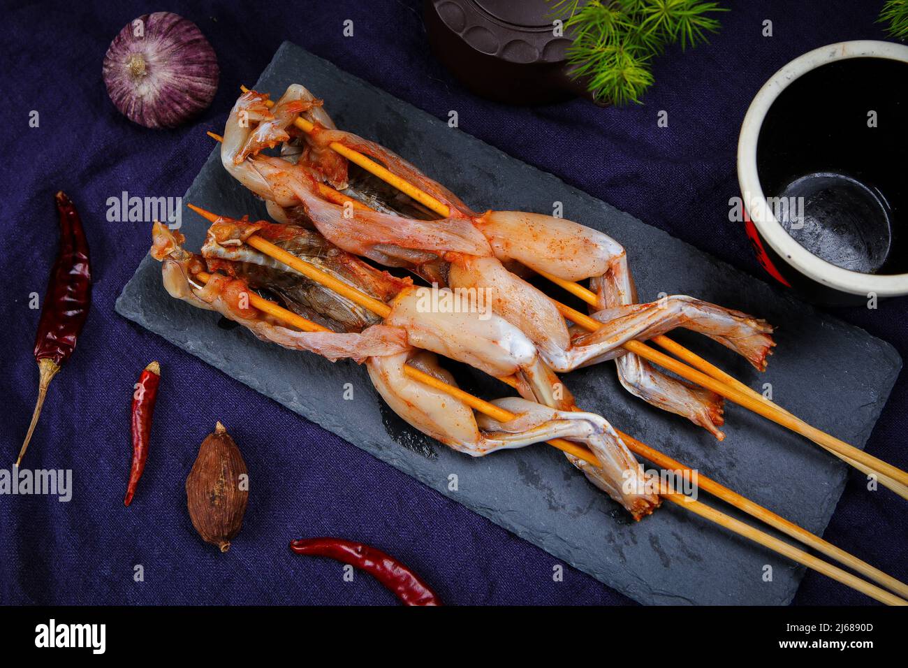 Chinese bullfrog hi-res stock photography and images - Alamy