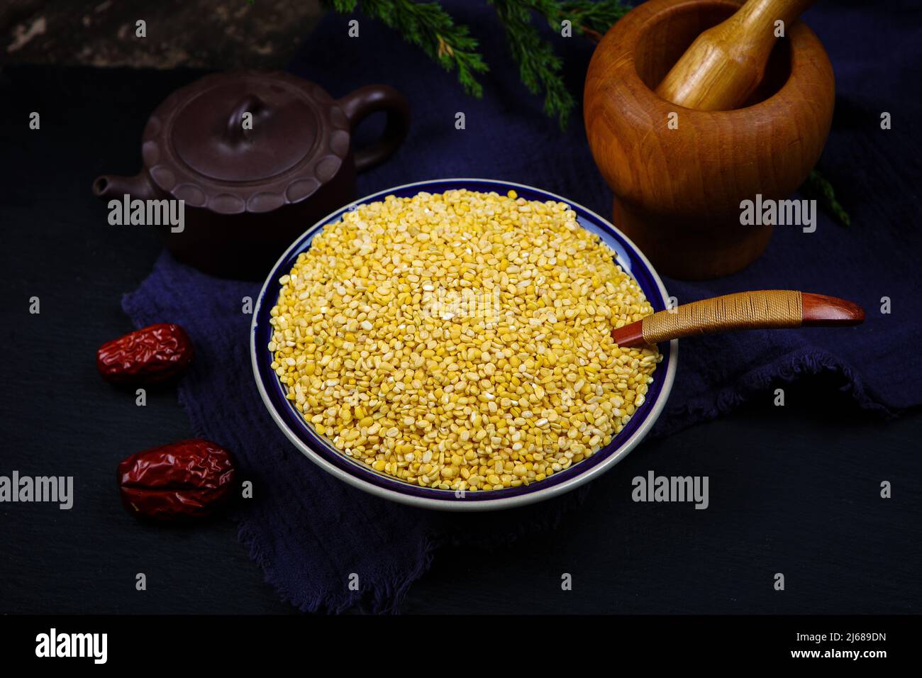 A large number of peeled half green beans Stock Photo - Alamy