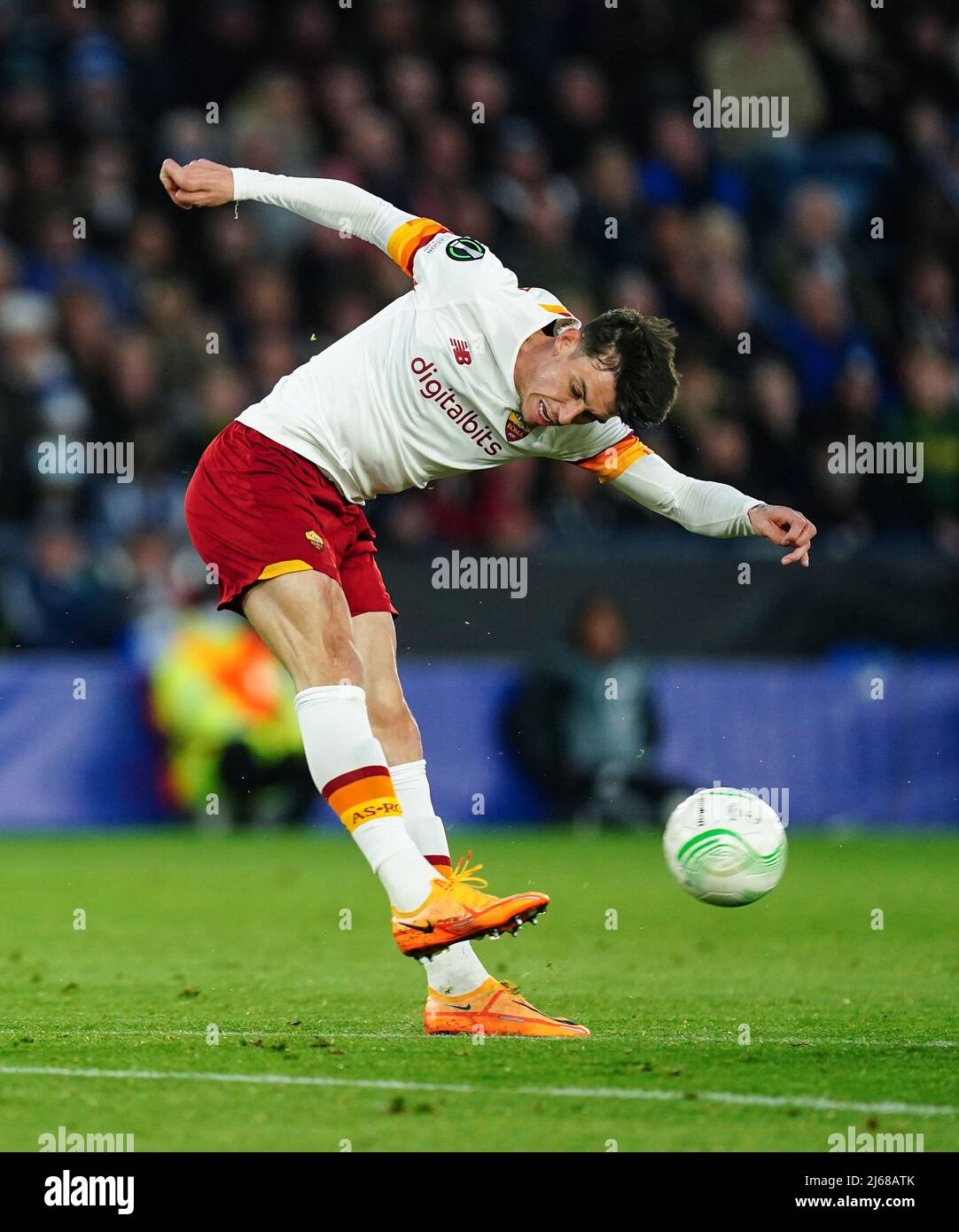 Roger ibañez hi-res stock photography and images - Alamy