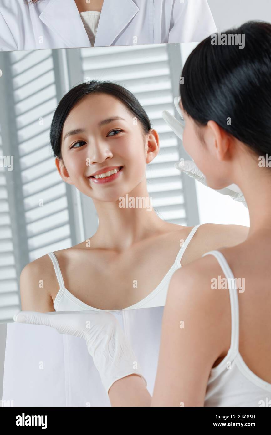 Cosmetology supplies hi-res stock photography and images - Alamy