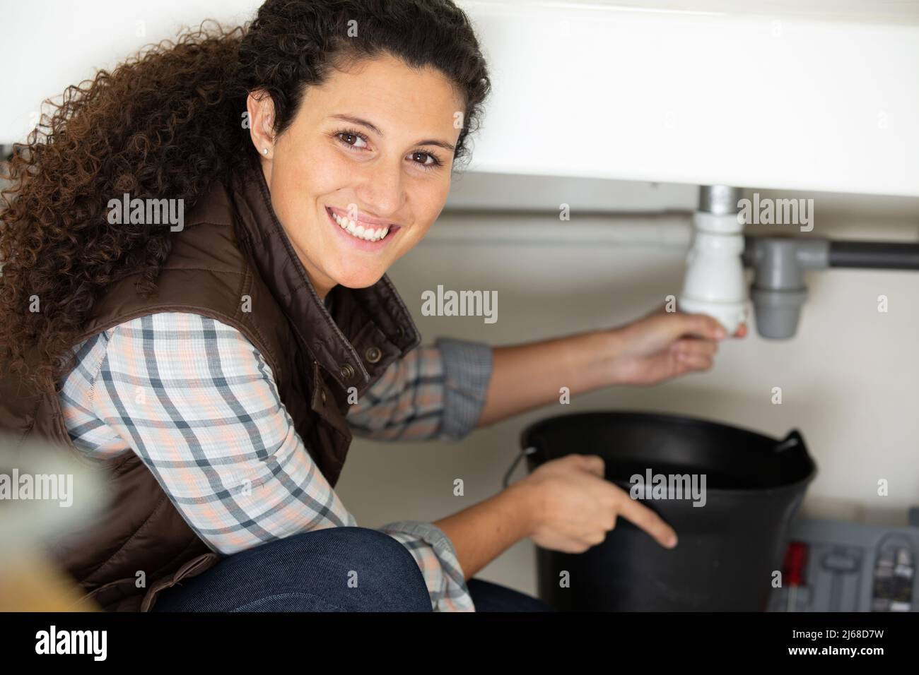 Kitchen boiler engineer hi-res stock photography and images - Alamy