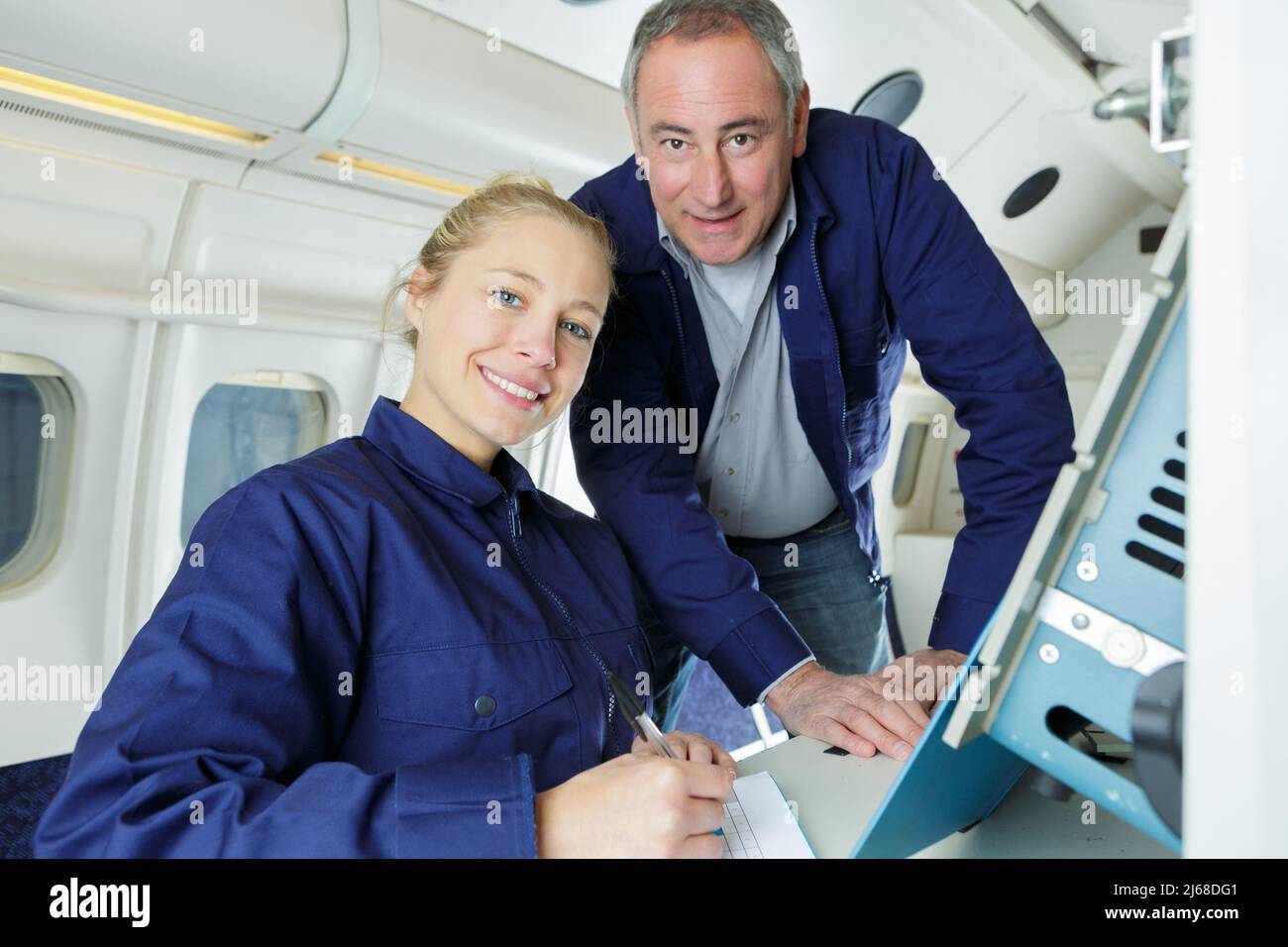 Aircraft team assembly hi-res stock photography and images - Alamy