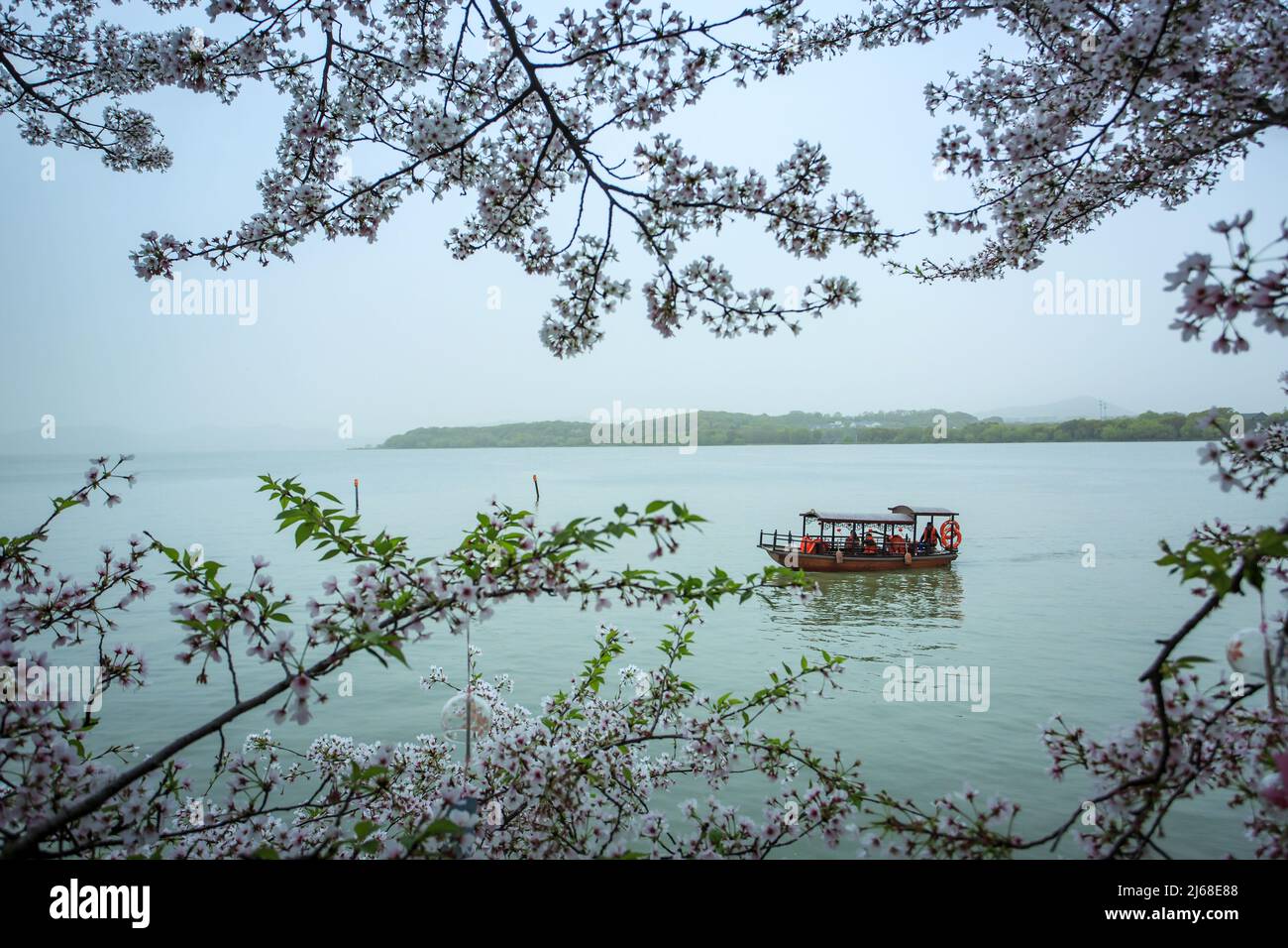 The turtle head isle of taihu lake Stock Photo - Alamy