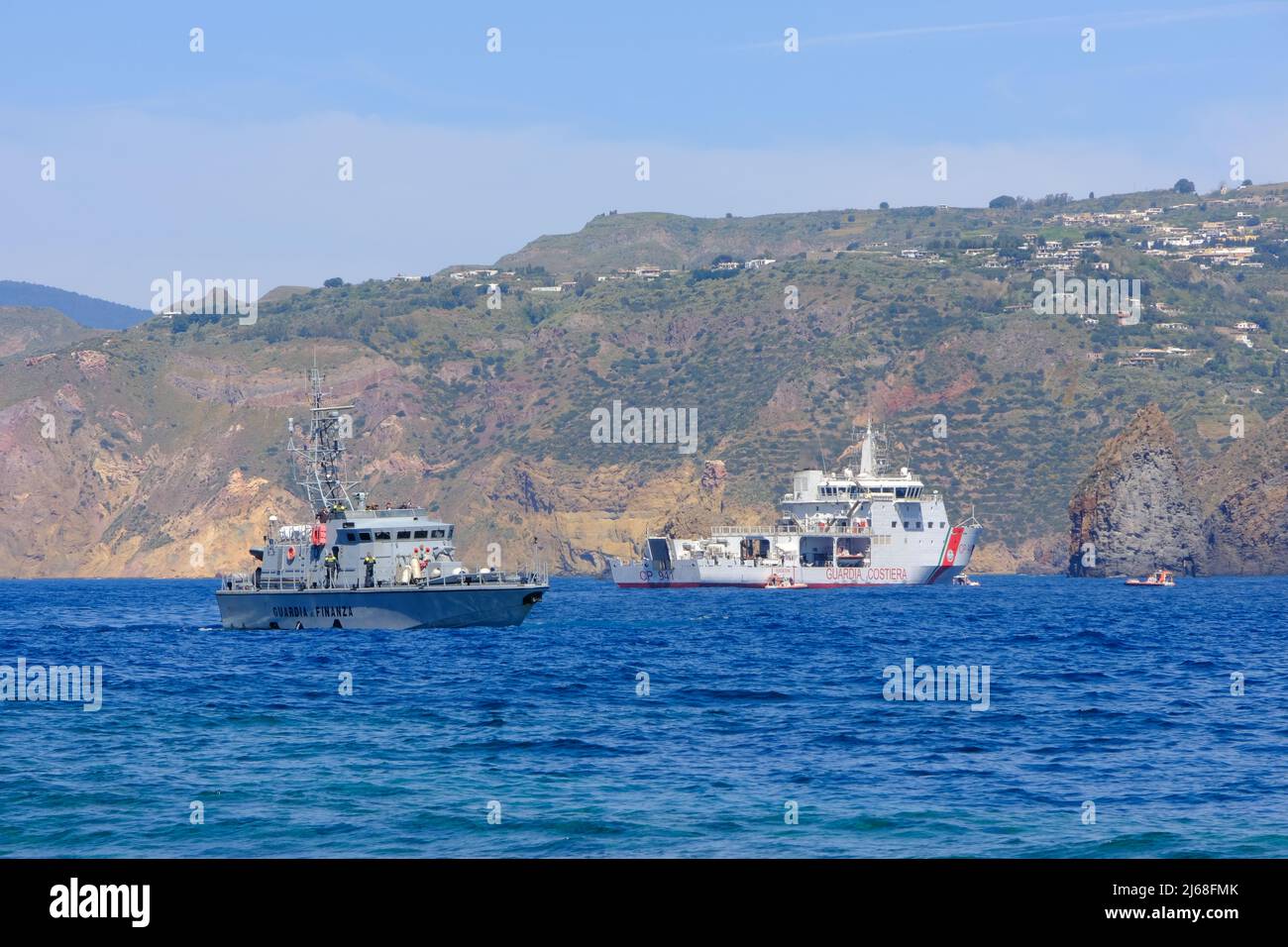 Vulcano navy hi-res stock photography and images - Alamy