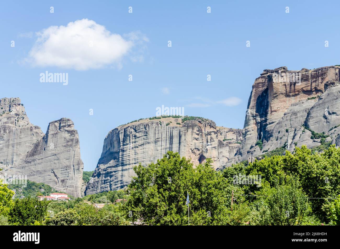 Panoramic view of Mount Meteora from the city of Kalambaka in Greece ...
