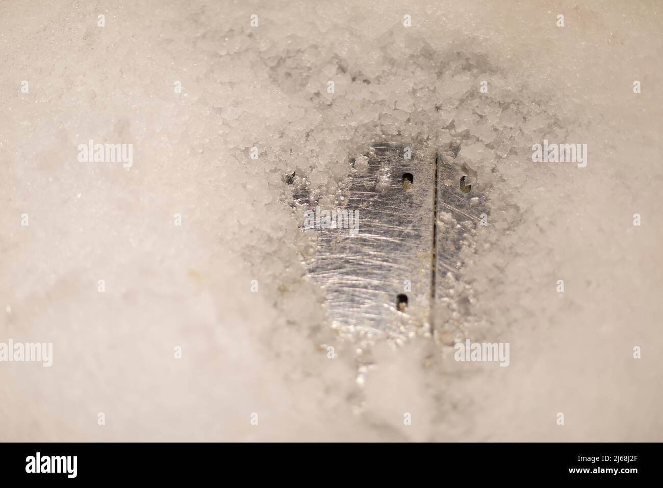 Open metal fridge hi-res stock photography and images - Alamy