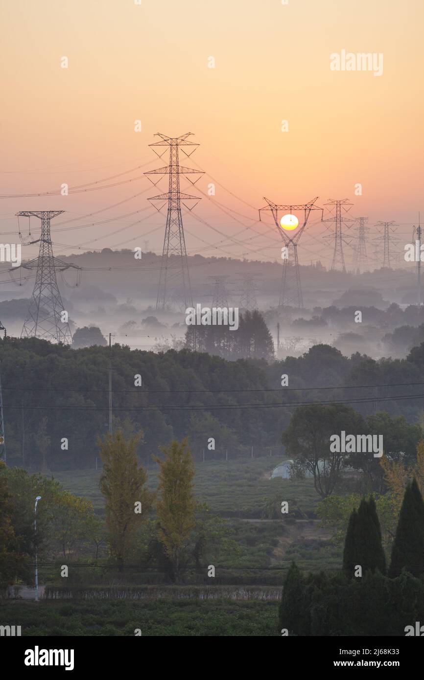 Transmission towers in hills hi-res stock photography and images - Alamy