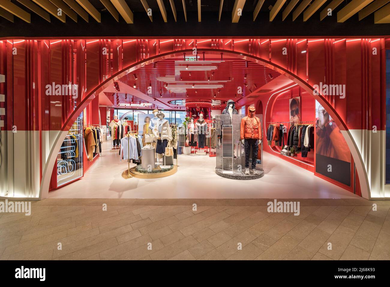 Shanghai clothing store product display Stock Photo - Alamy