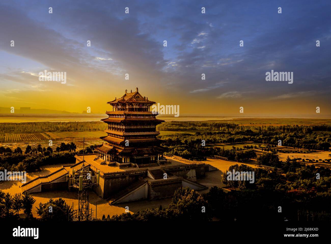 The ancient and modern China shanxi yuncheng Yellow River shore of ...