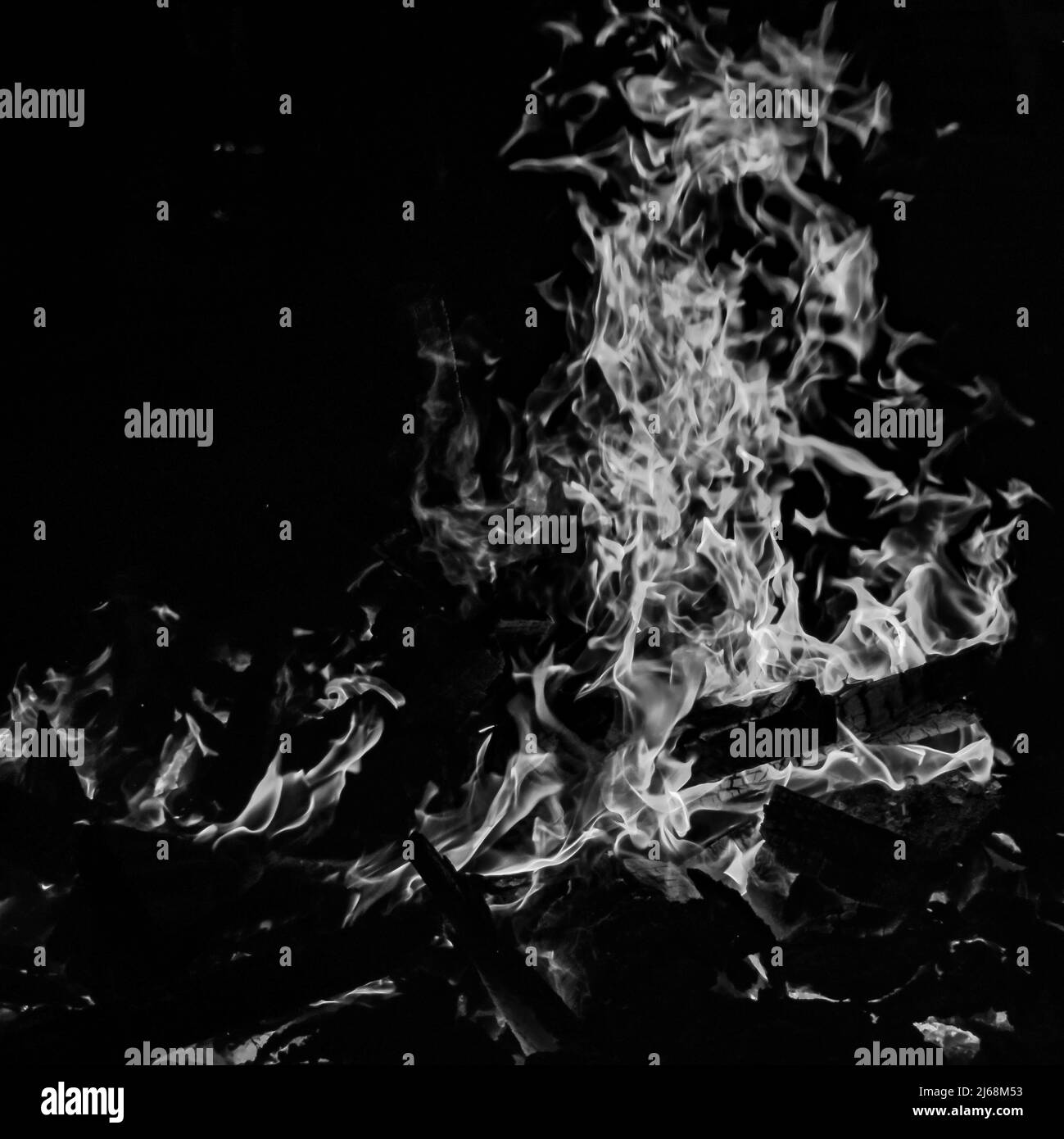 Bonfire barbecue bright red fire Black and White Stock Photos & Images ...