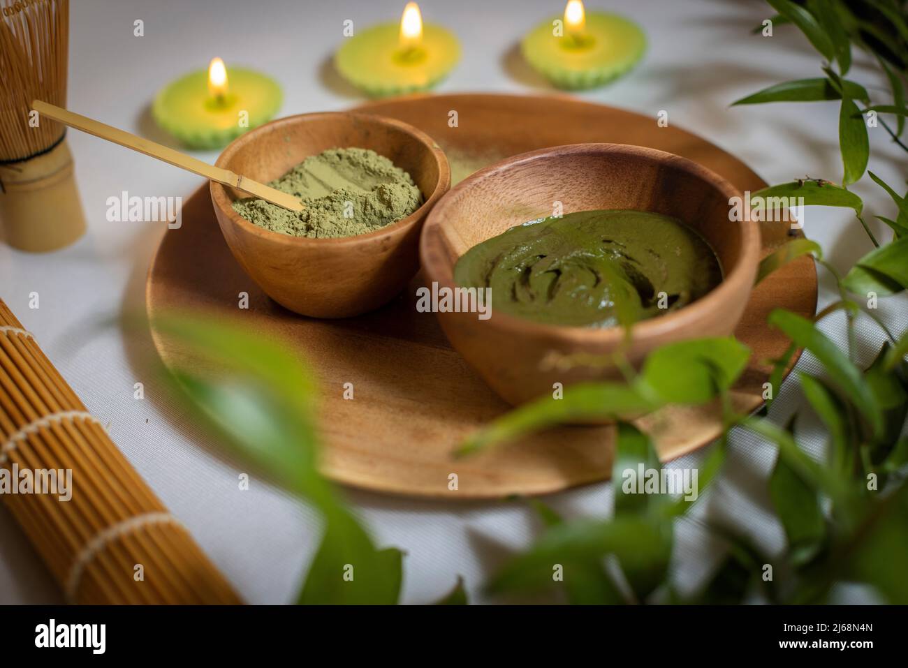 Organic face cream made out of matcha powder Stock Photo - Alamy