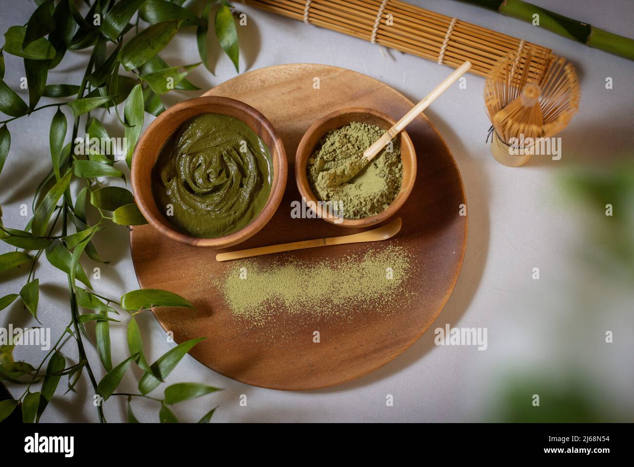 Organic face cream made out of matcha powder Stock Photo - Alamy