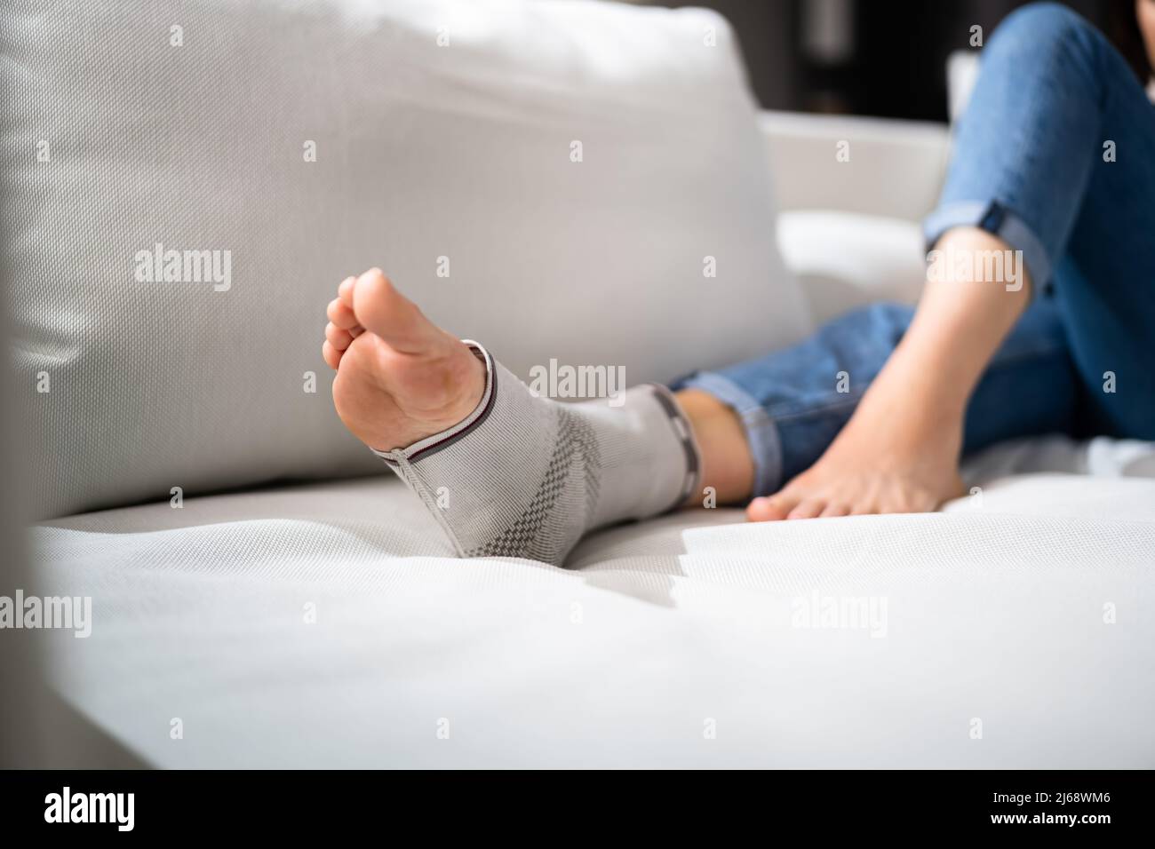 Ankle Sprain Bandage. Medical Foot Trauma Therapy Stock Photo - Alamy