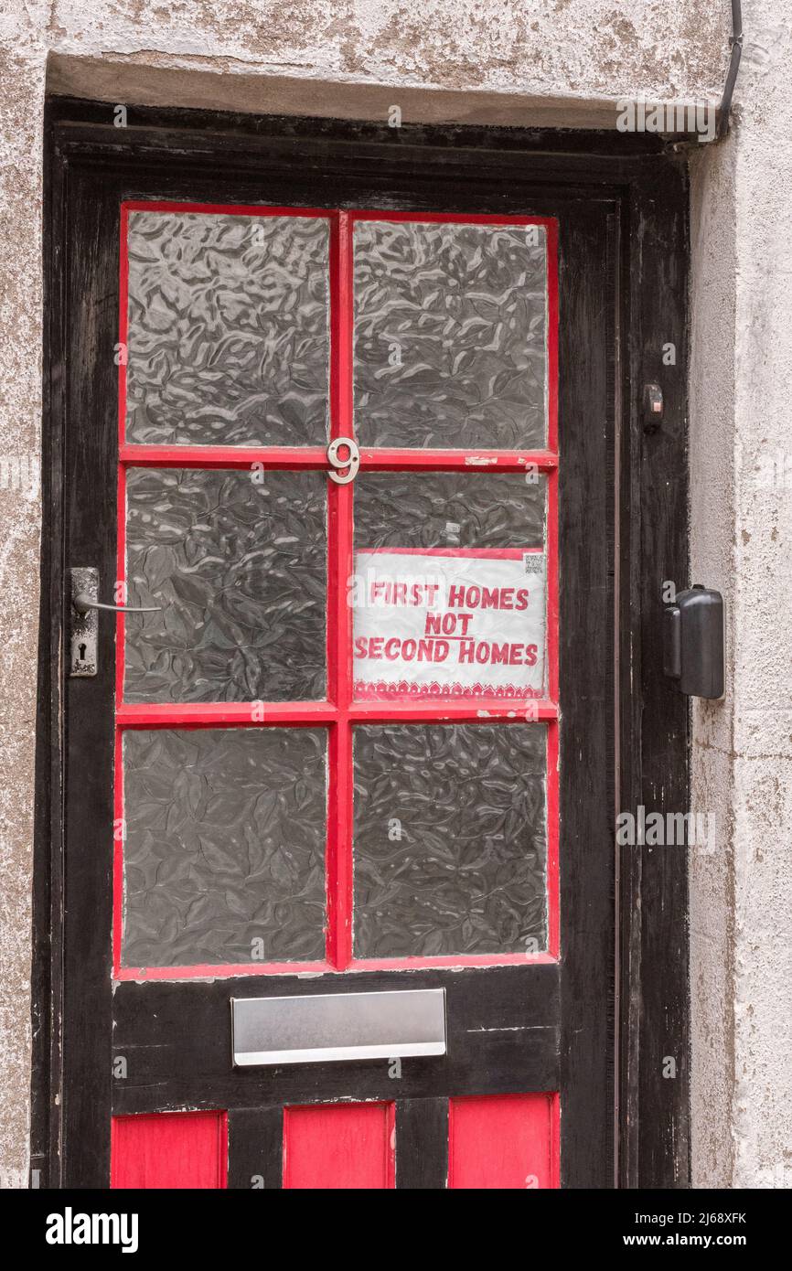 Cornwall second homes High Resolution Stock Photography and Images - Alamy