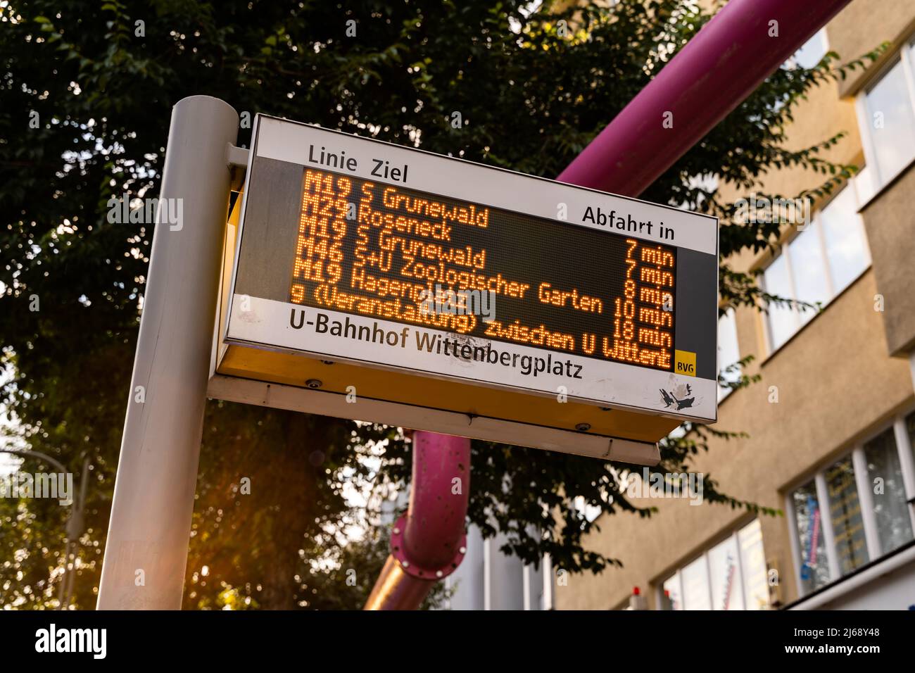 Bus stop sign berlin hi-res stock photography and images - Alamy