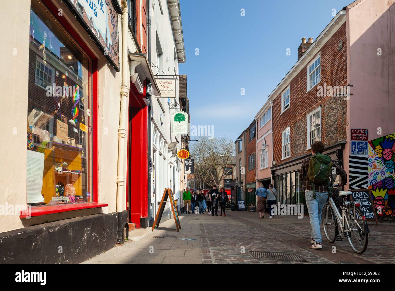 Spring afternoon in Norwich city centre, Norfolk, England Stock Photo ...