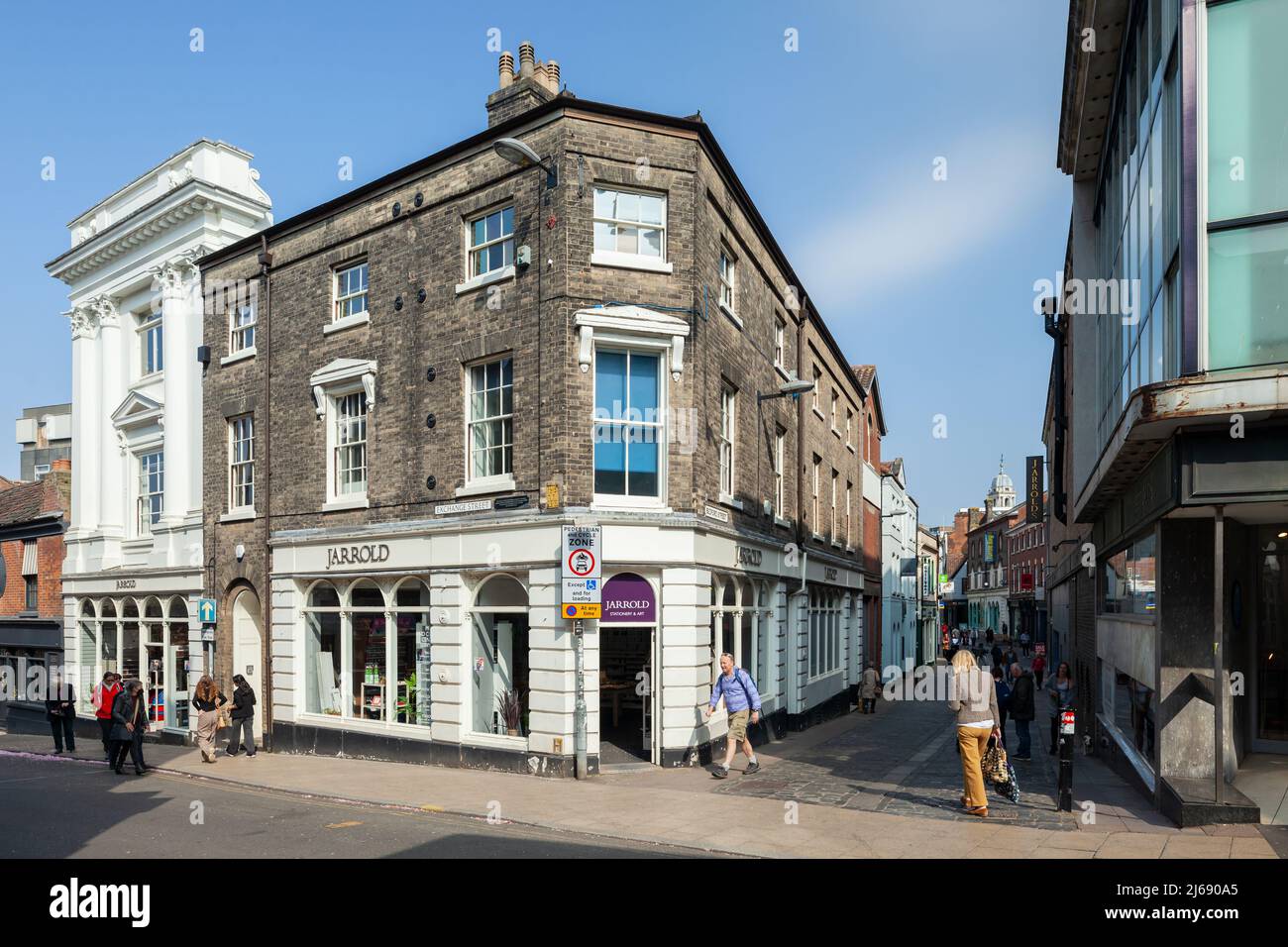Spring afternoon in Norwich city centre, Norfolk, England Stock Photo ...
