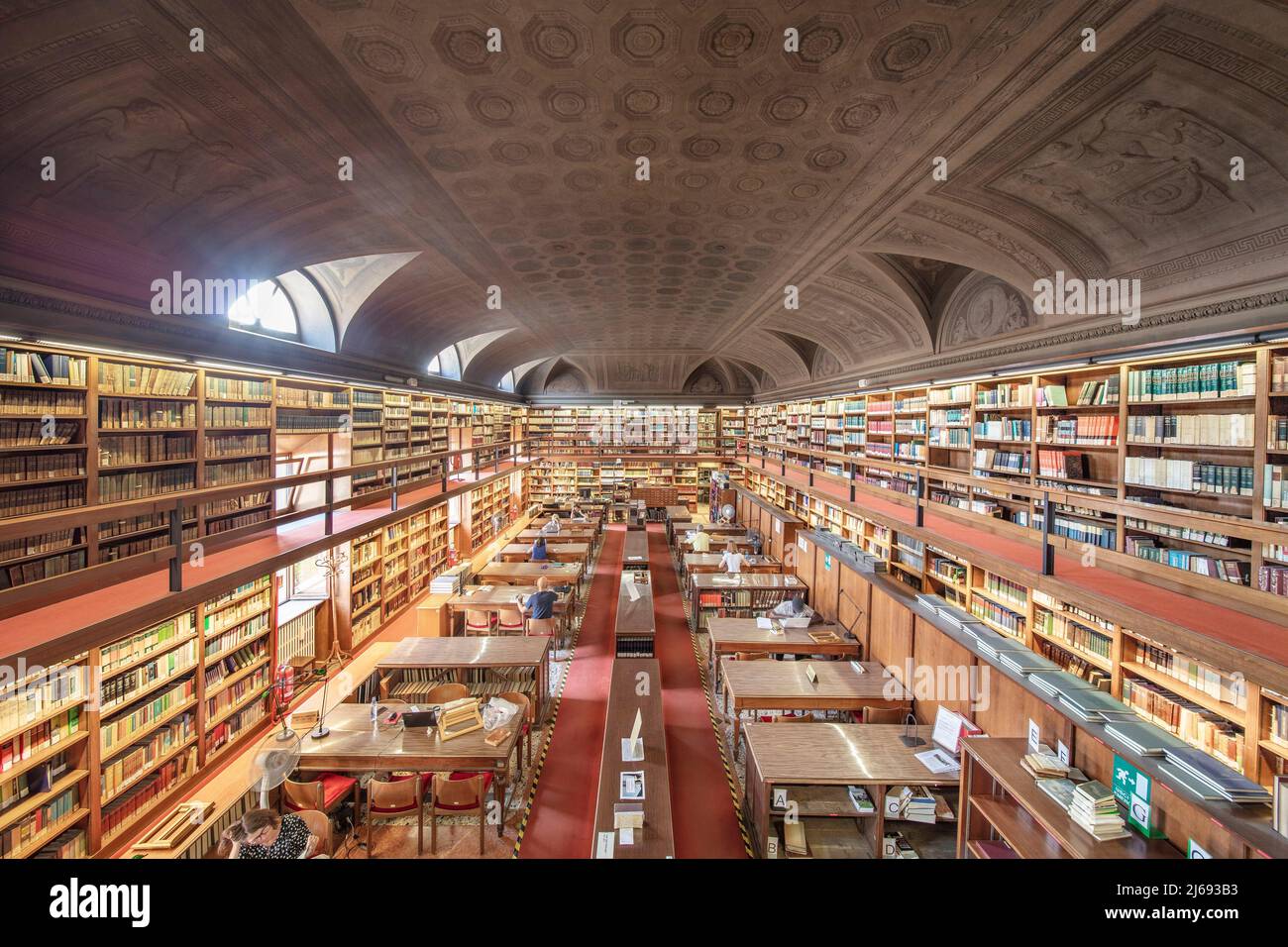 Milan library hi-res stock photography and images - Alamy