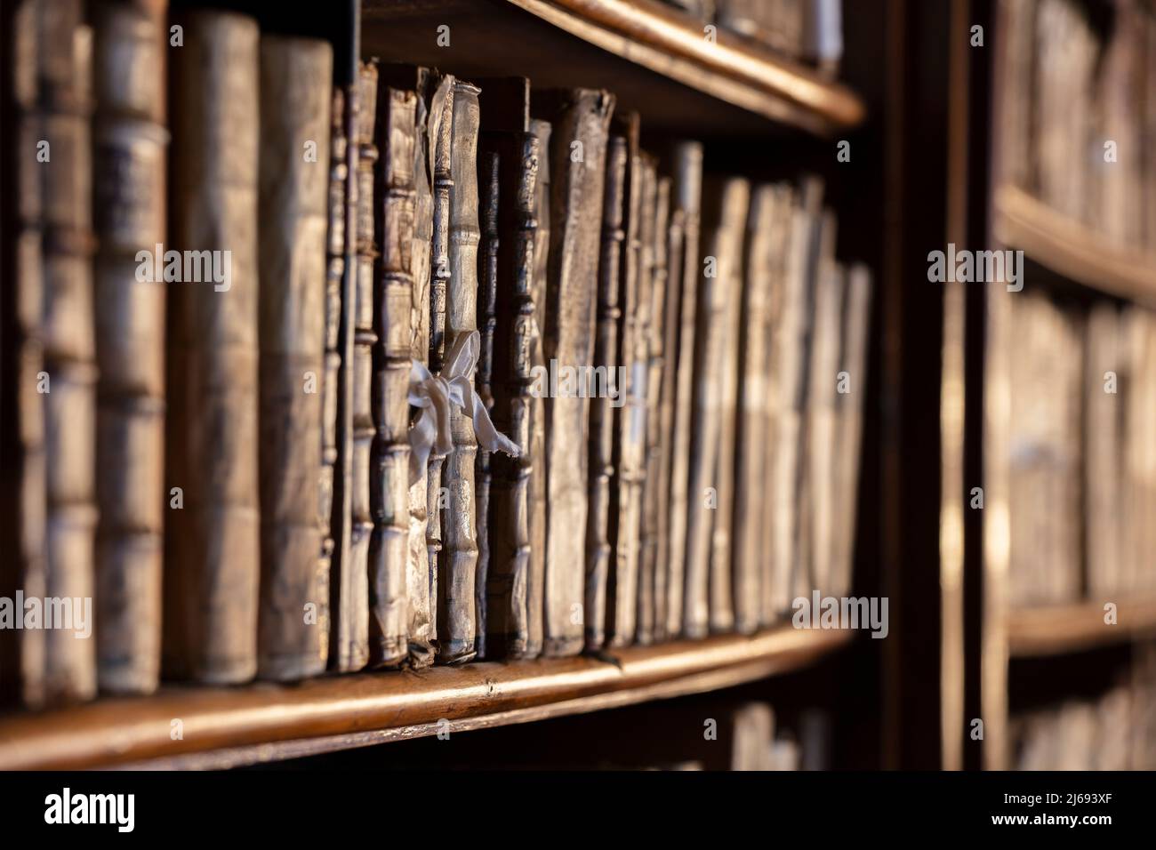 Milan library hi-res stock photography and images - Alamy
