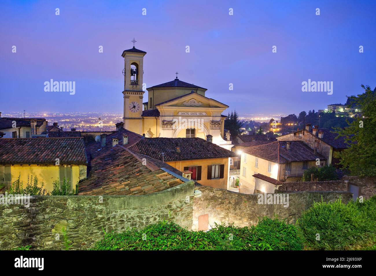 Santa grata hi-res stock photography and images - Alamy