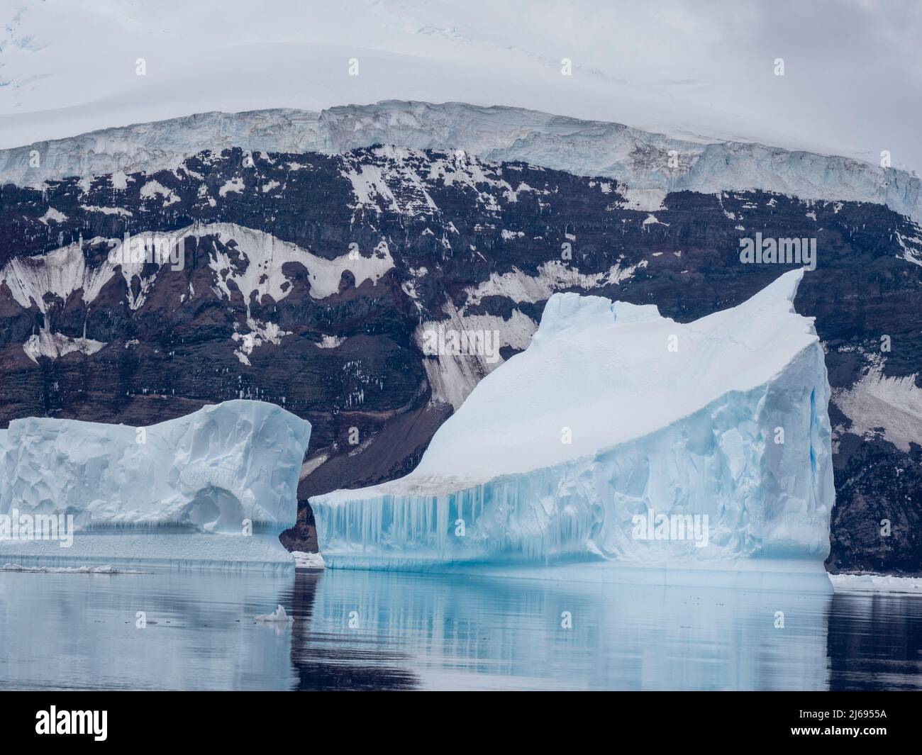 Glacier covered volcano called peter i island hi-res stock photography ...