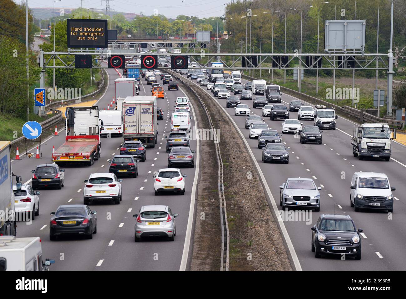 Slow-moving traffic on the M42 south of Birmingham ahead of the May ...