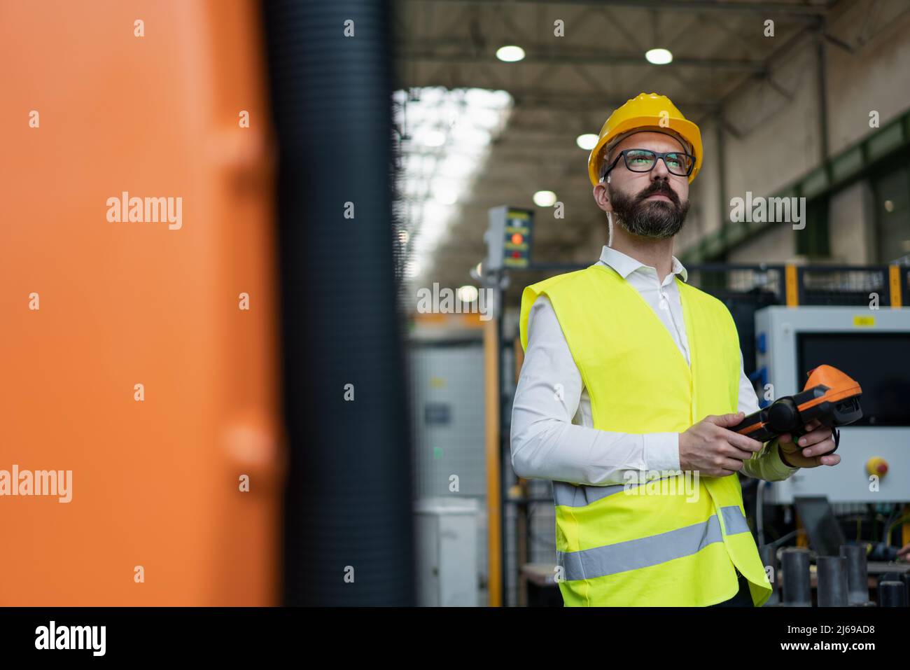 Engineer inspection industrial hi-res stock photography and images - Alamy