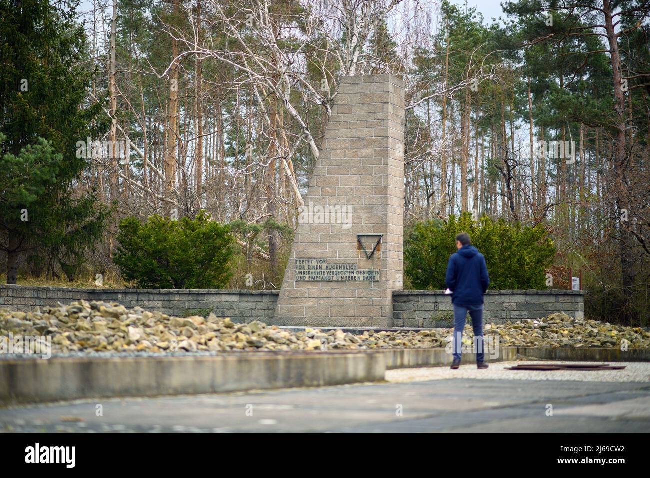 06 April 2022, Saxony-Anhalt, Langenstein: The memorial at the burial ...