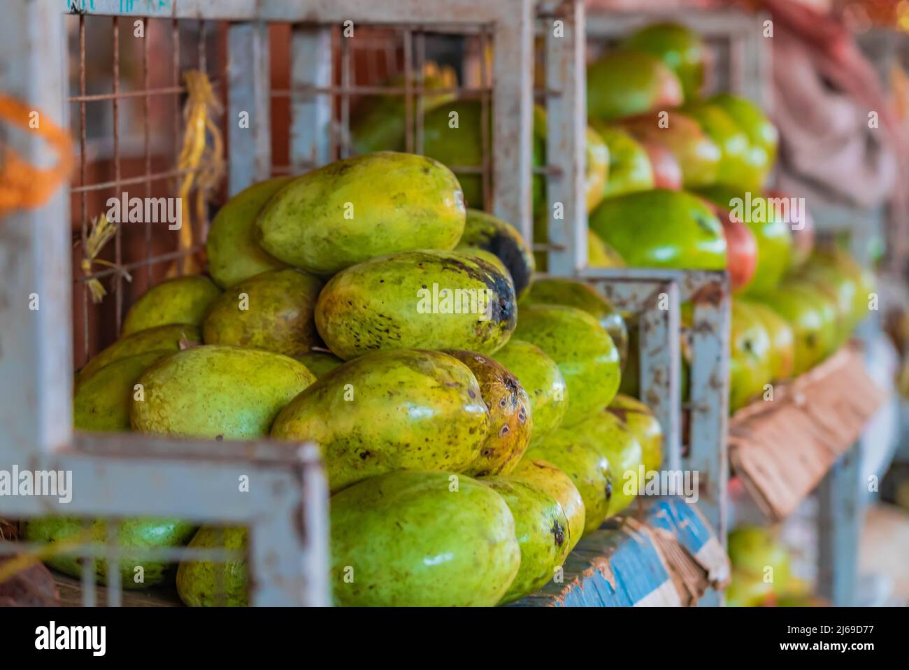 Tanzania zanzibar fruit hi-res stock photography and images - Alamy