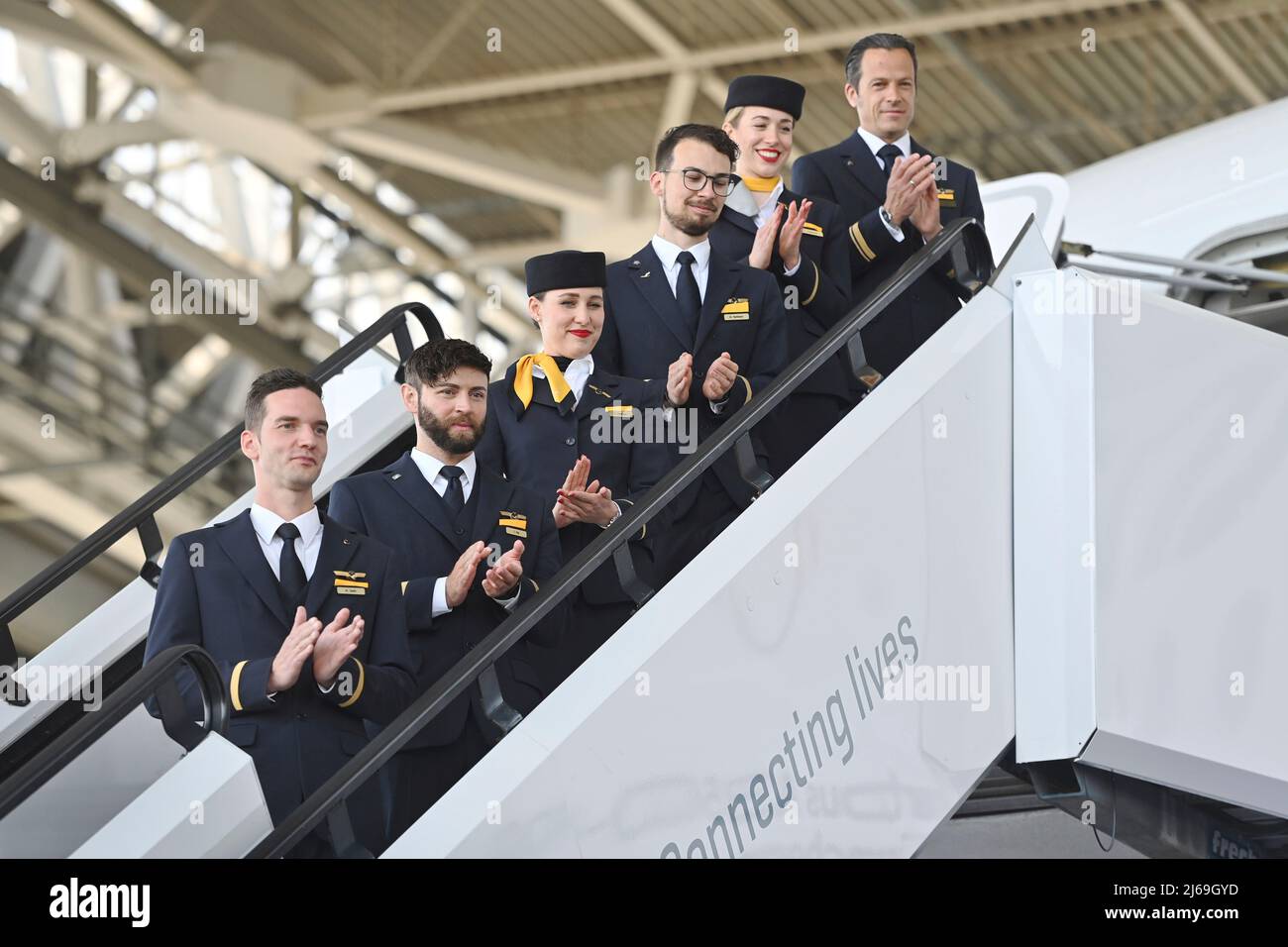 Munich, Germany. 29th Apr, 2022. Flight attendants, stewardess, steward ...
