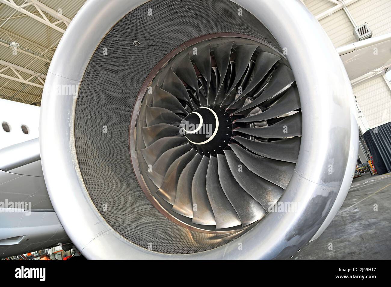 Munich, Germany. 29th Apr, 2022. Blades of a turbine jet engine ...