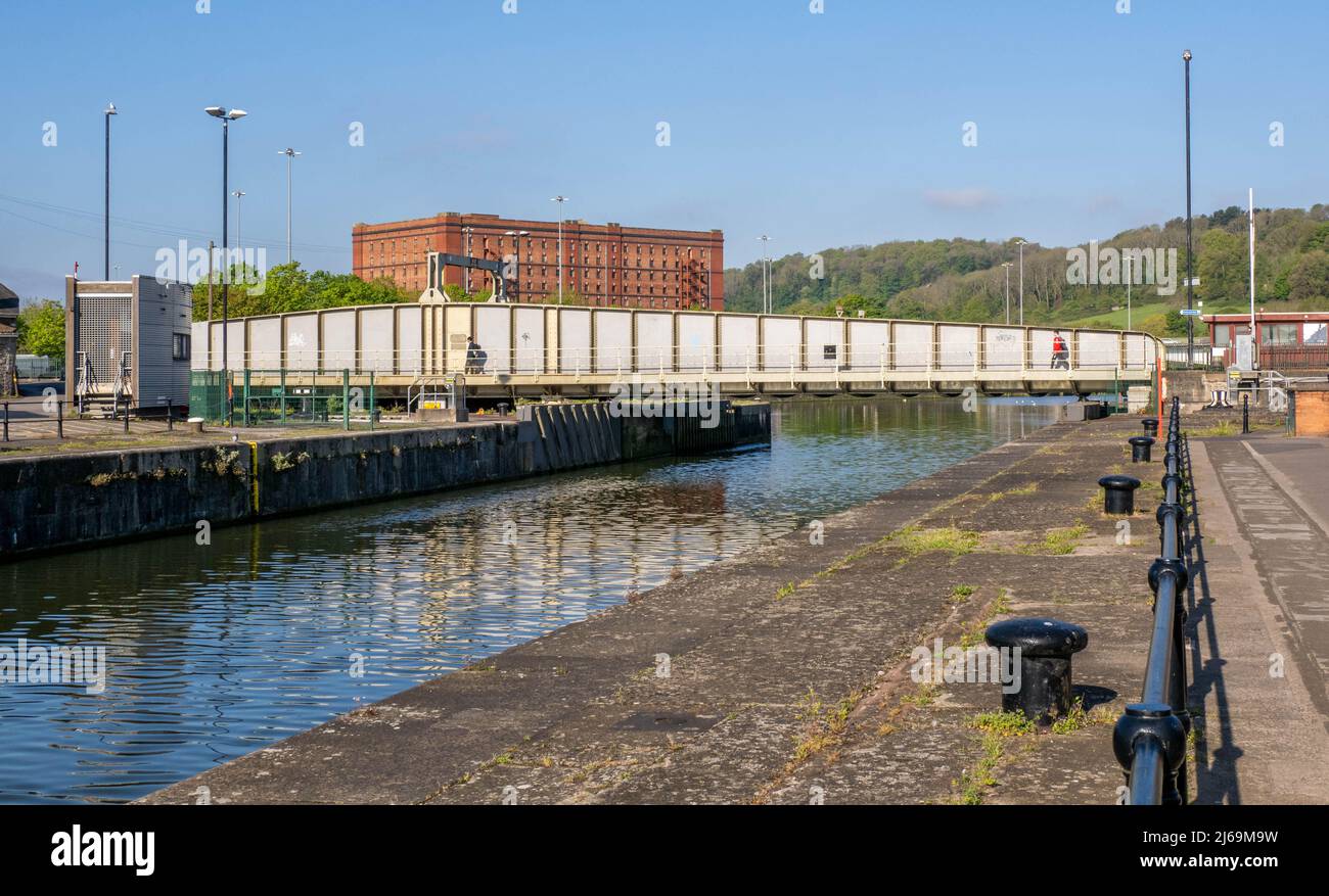 North Junction Lock Bridge between Cumberland Basin and the Floating ...