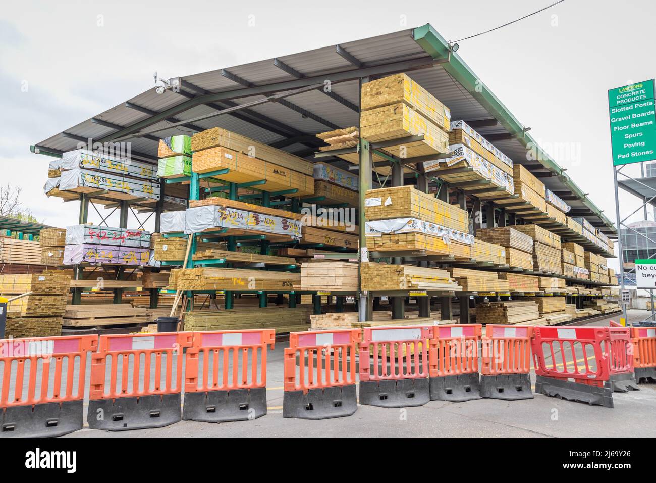 Yard of a timber builders' merchant Stock Photo - Alamy