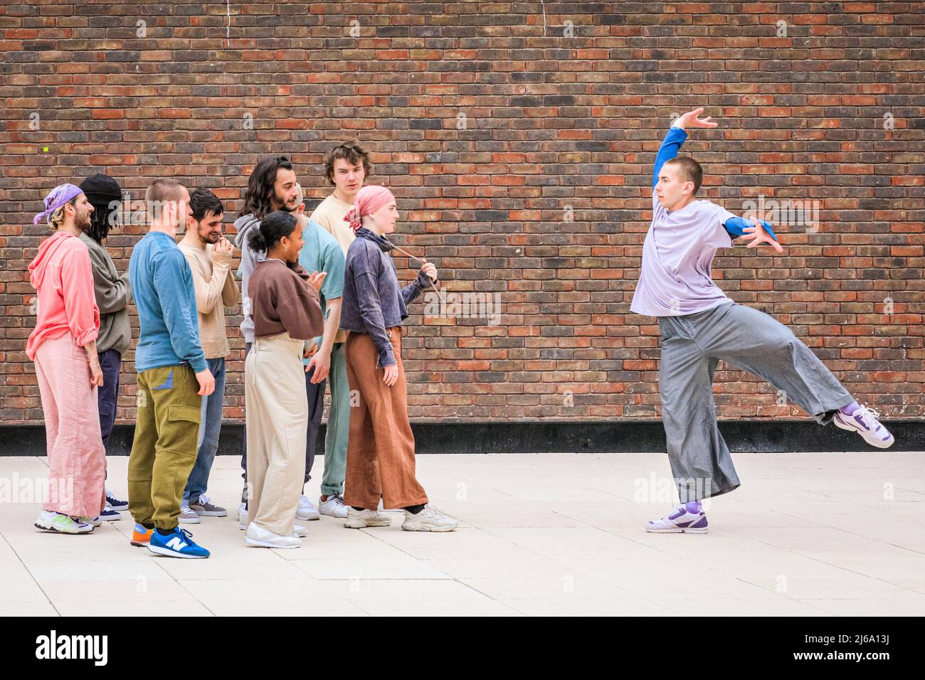 London, UK, 29th April 2022. Dylan Springer (left) performs solo moves ...