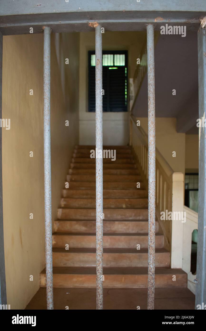 Old fashioned windows hi-res stock photography and images - Alamy