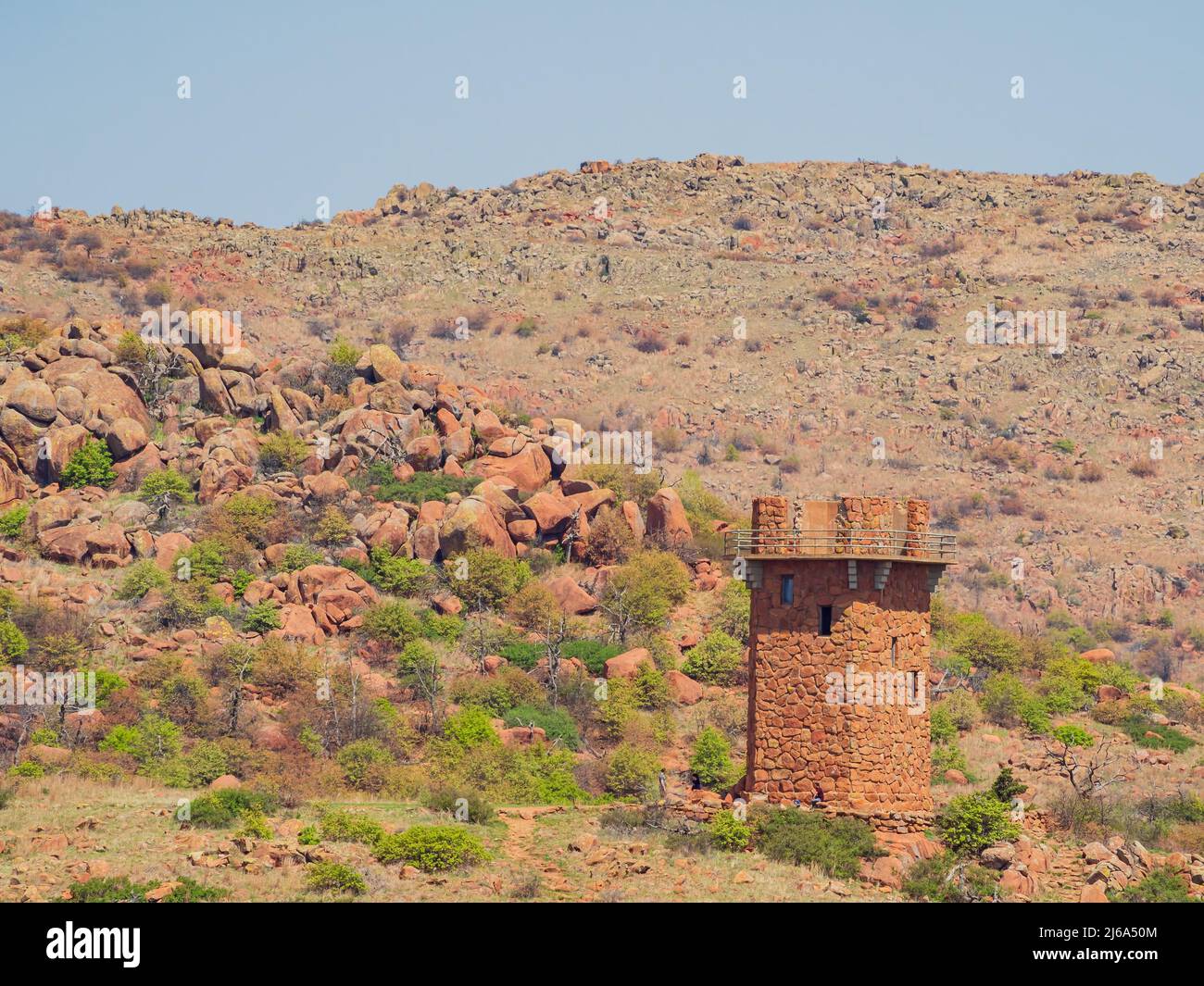 Sunny view of Lake Jed Johnson Tower at Oklahoma Stock Photo - Alamy