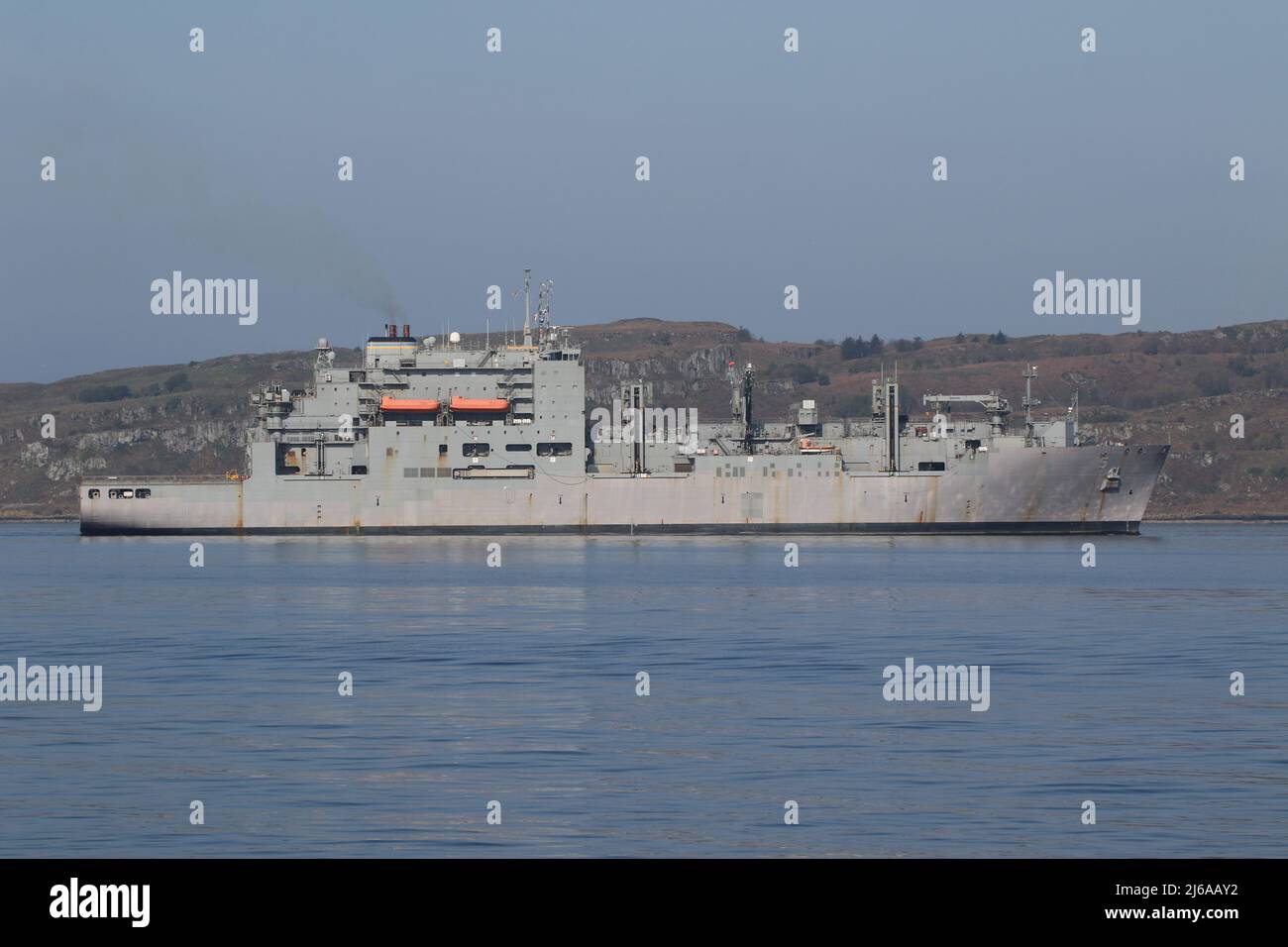 USNS Robert E Peary (T-AKE-5), a Lewis and Clark-class dry cargo ship ...