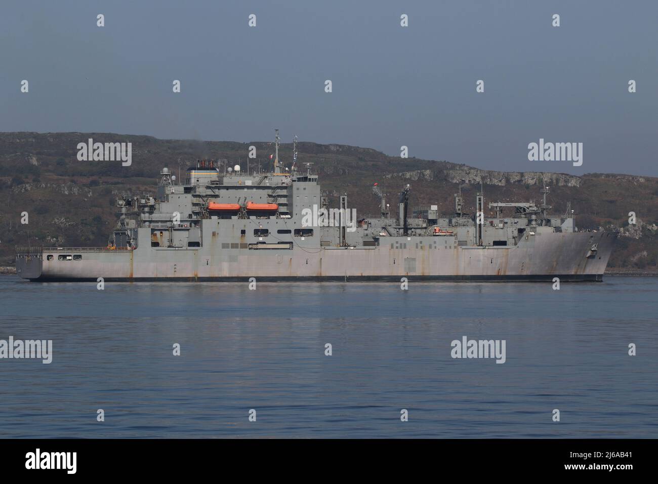 USNS Robert E Peary (T-AKE-5), a Lewis and Clark-class dry cargo ship ...