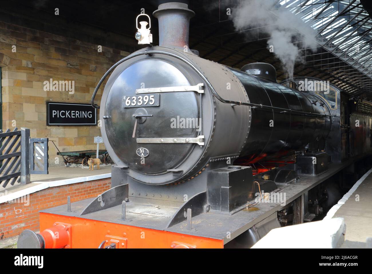 Lner carriage hi-res stock photography and images - Alamy