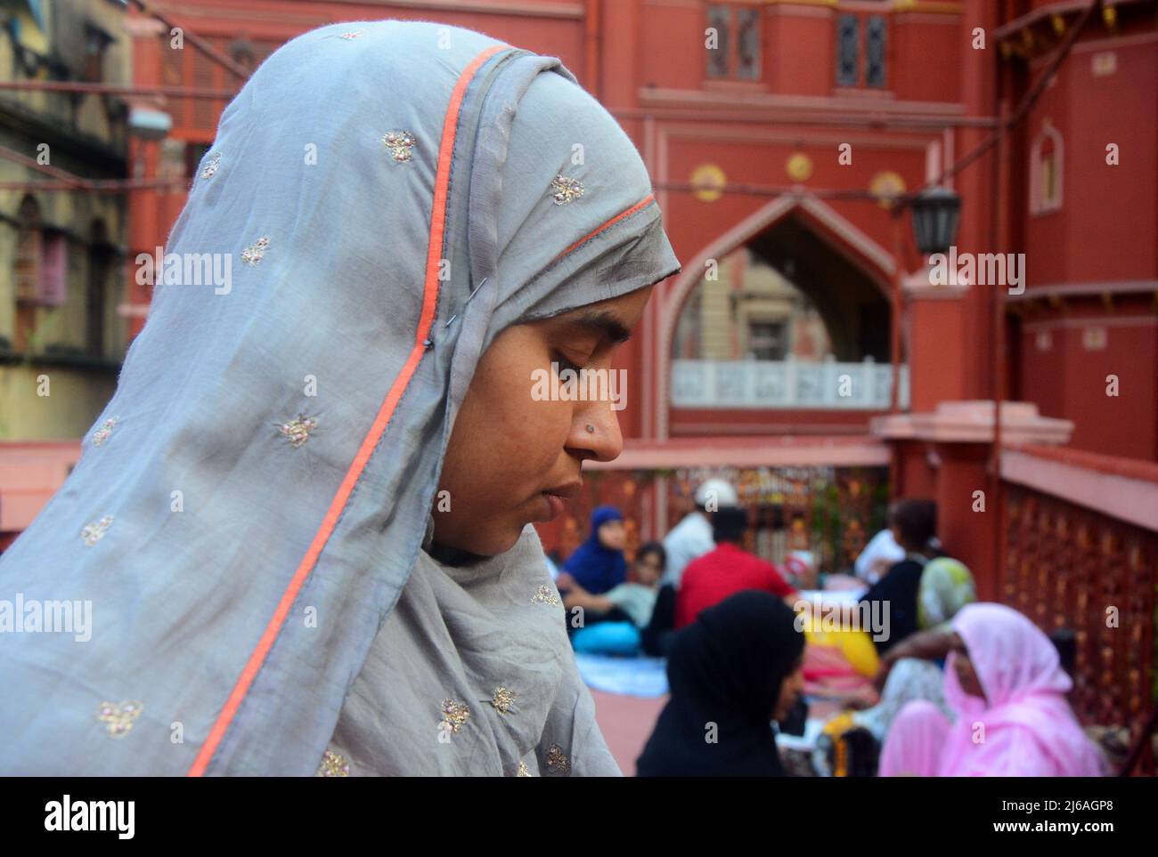 Kolkata, India. 29th Apr, 2022. Muslim girl attended last Jumma Iftar ...