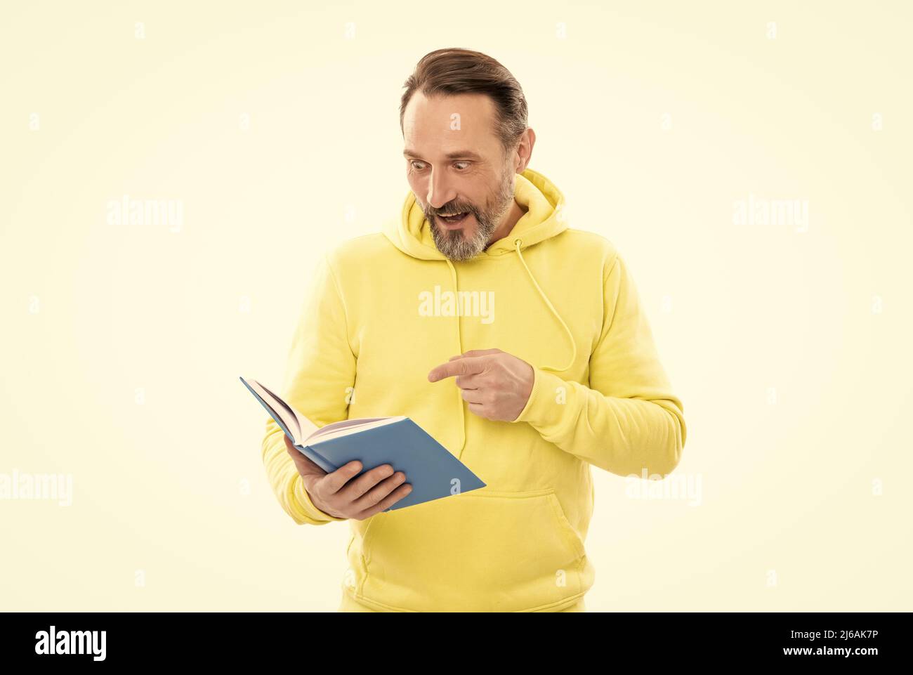 Man reading dictionary hi-res stock photography and images - Alamy