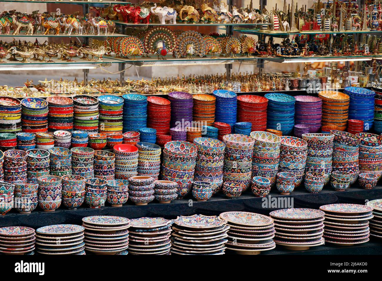 Pottery arabian style hi-res stock photography and images - Alamy