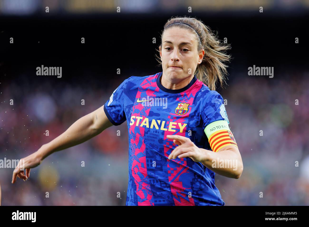 BARCELONA - MAR 30: Alexia Putellas in action during the UEFA Women's ...