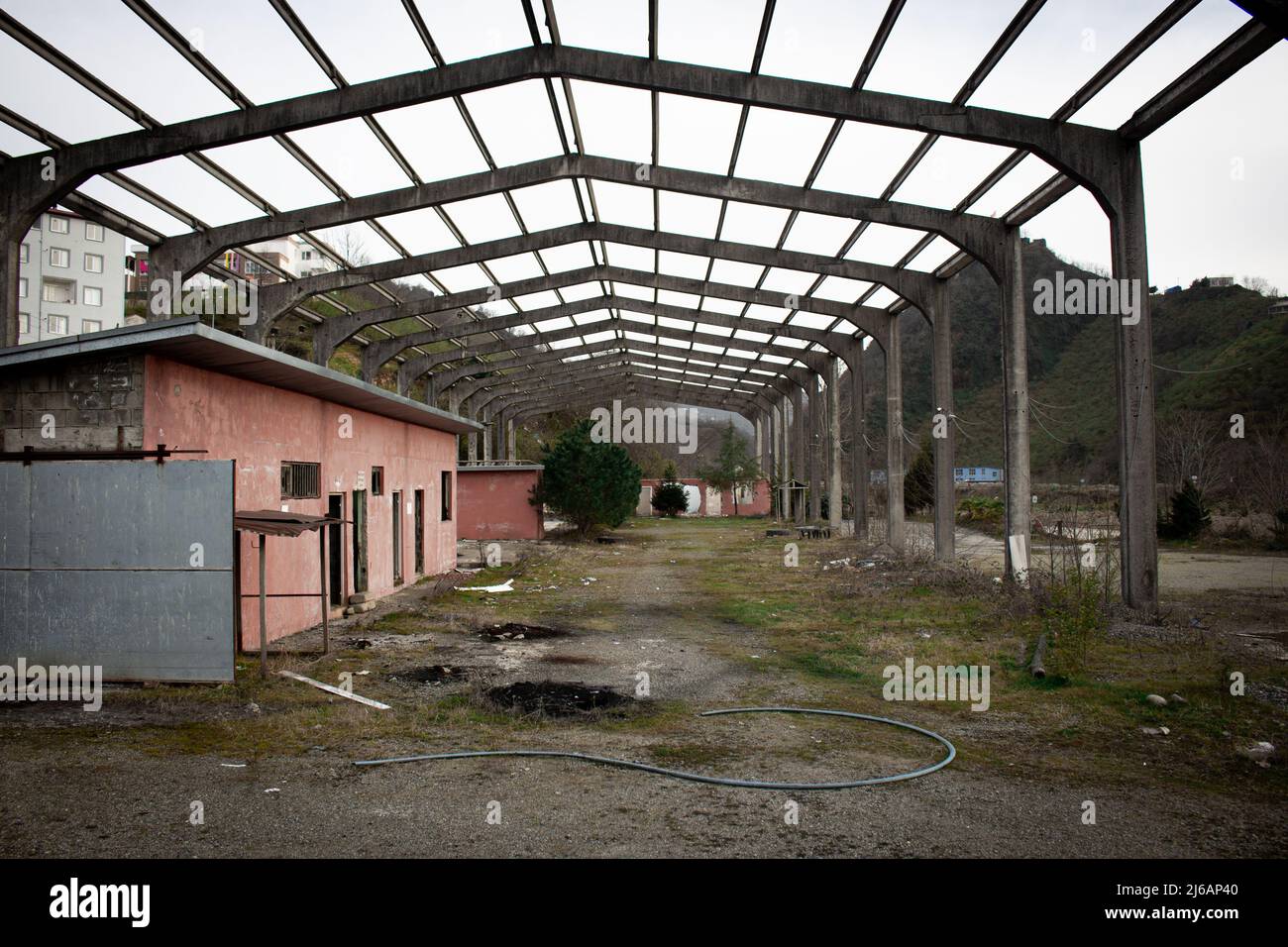 Old abandoned warehouse. Exterior of open area old abandoned building ... Old abandoned warehouse. Exterior of open area old abandoned building ...